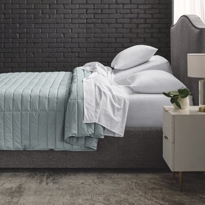 True Temp™ Blanket | Temperature Balancing | Sleep Number